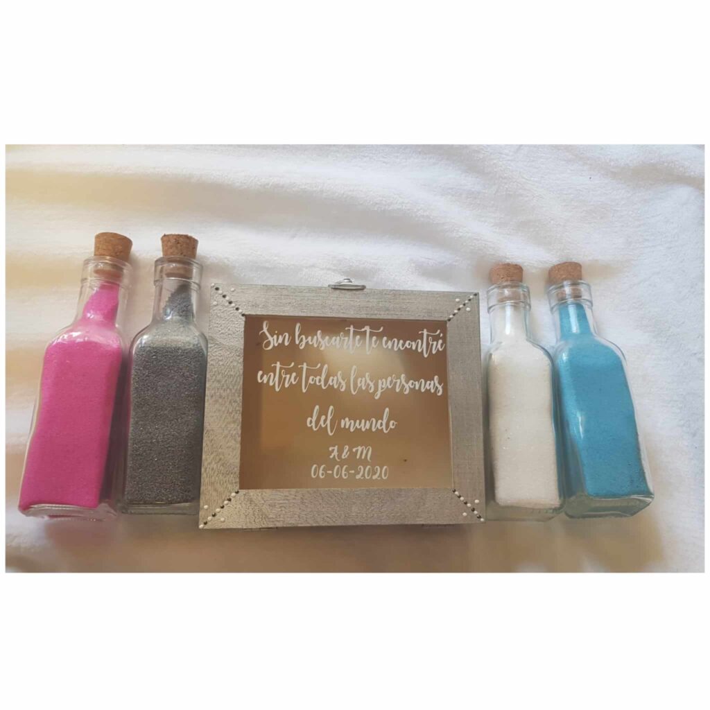 Marco y botes para ceremonia de la arena